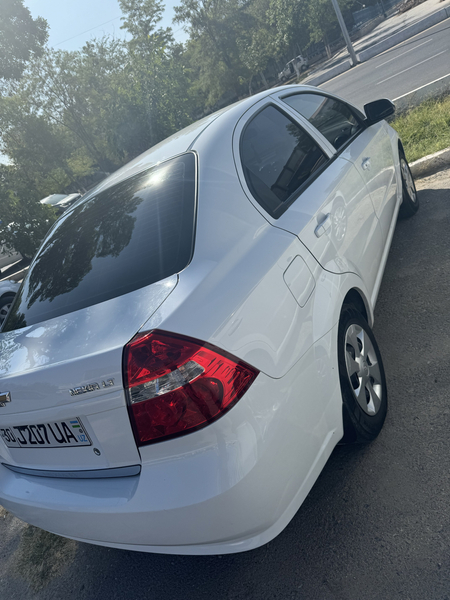 Nexia 3 2020 sotiladi