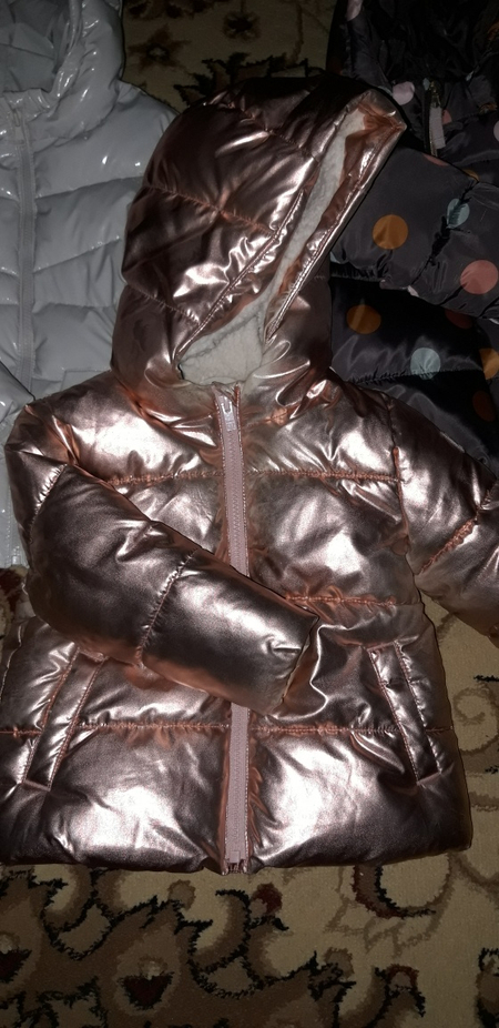Куртки на девочку