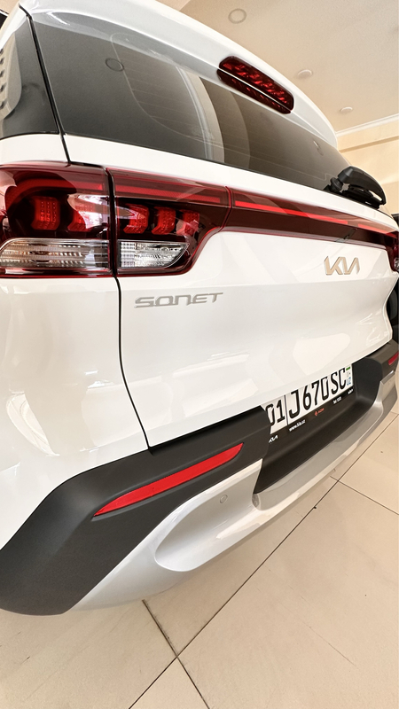 Kia sonet 2024 yil luxus