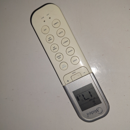 Конденционер midea 18*