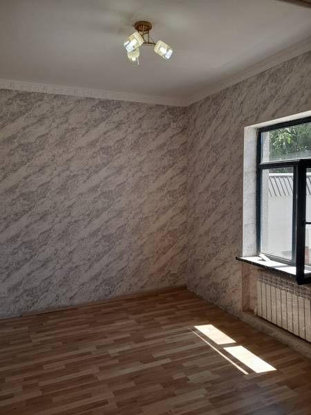 Продаётся 2 сот.4 ком.110м2 (Салар)