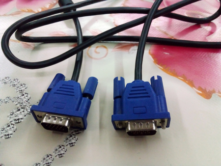 Кабель соеденитель VGA