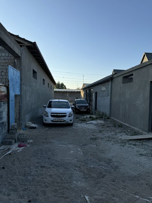 KELESDA 2,2 sotik yerga qurilgan uyimiz karopka holatida