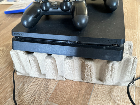 Playstation 4 продается