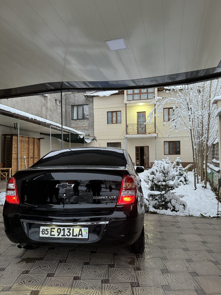 Chevrolet cobalt black