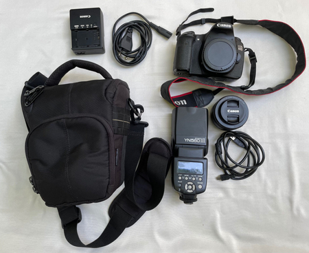 Canon 60D практически новый