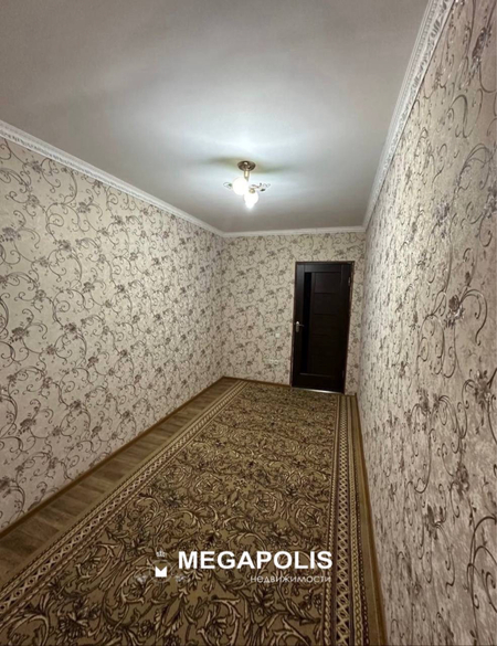 Продам 2 комнатную 2х6 балкон 54м2 Новза метро
