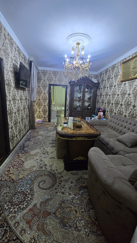 Продается квартира на Чиланзаре ц квартале 2/1/5 бал 1,5х3
