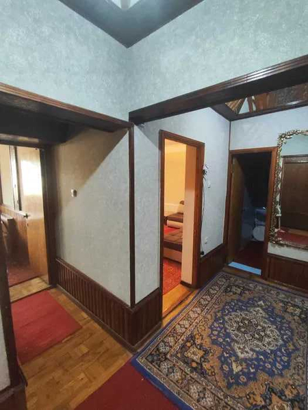 Себзар 3/3/9  Можно ипотеку.70м2. супер локация. метро 200м.