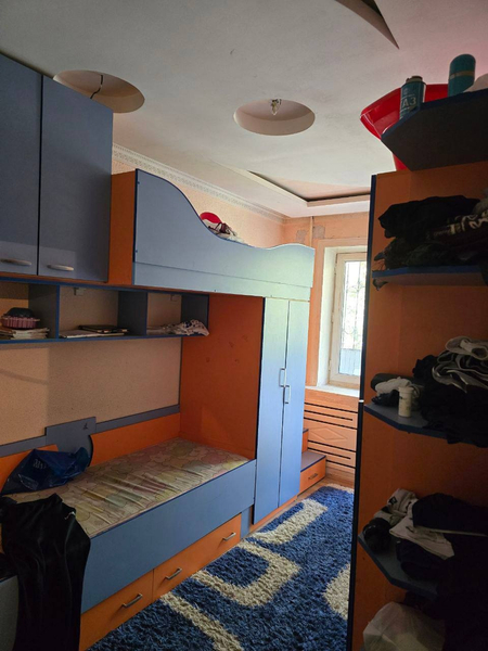Продам квартиру Буюк ипак йули 4/4/5 80м2