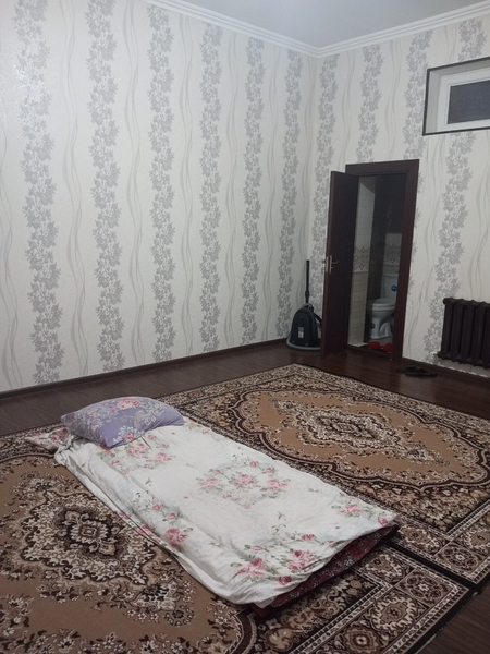 Nazarbek mevazor uy sotiladi
