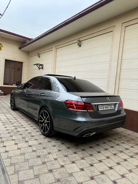 Mercedec Benz W212 E200 turbo 2015 restyling
