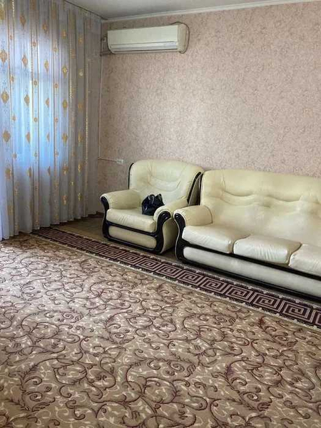 R12 Сдается в аренду квартира 2/3/5 в Яшнабадском районе