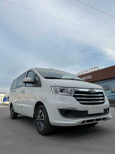 JAC M 3 mini bus