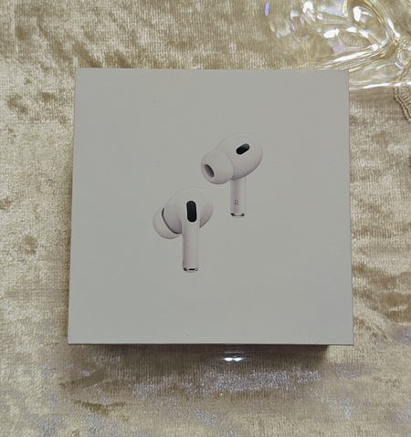 AirPods 2 Pro Type C оригинальная в запечатанной коробке