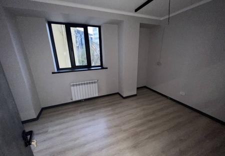 Продается 3 комнатная квартира ремонт ул.Бабура РУВД