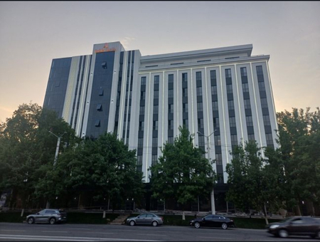Аренда офис на Бизнес центре. Минор.