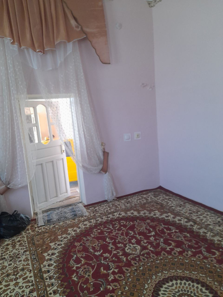 Uy sotiladi  hovli