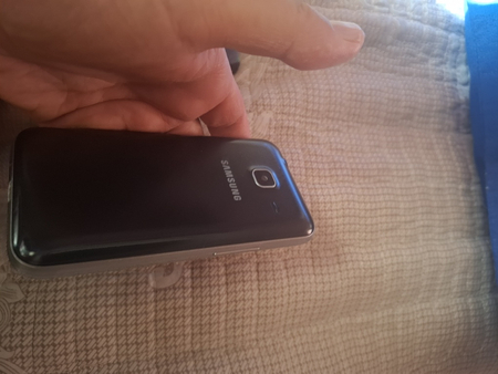 Samsung galaxi j1