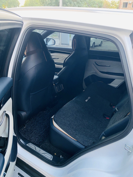 Услуги поездки в горах с BYD 60$