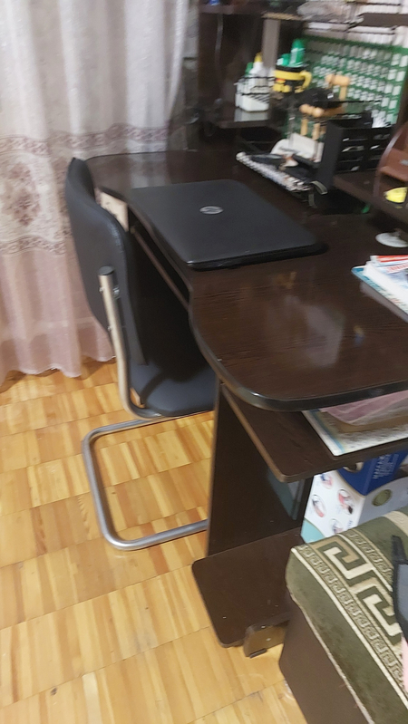 Продаётся новый стул для.руководителя или для учителя   очень удобный