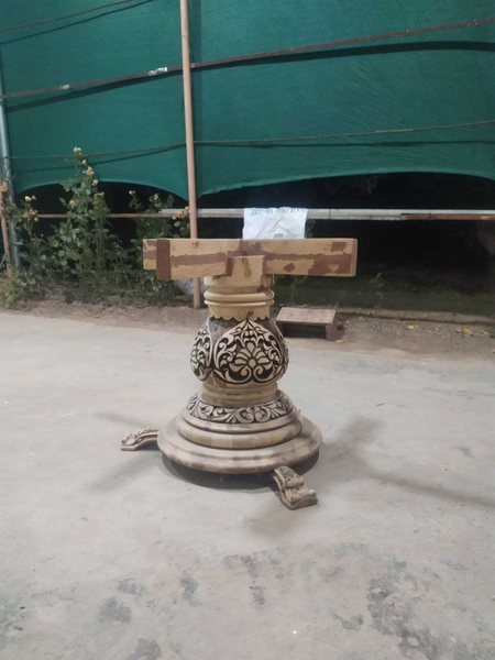 круглый стол 1.55 m 1 m