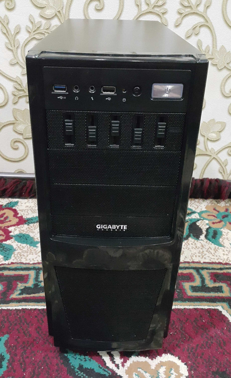 корпус GigaByte GZ-ZIF238R