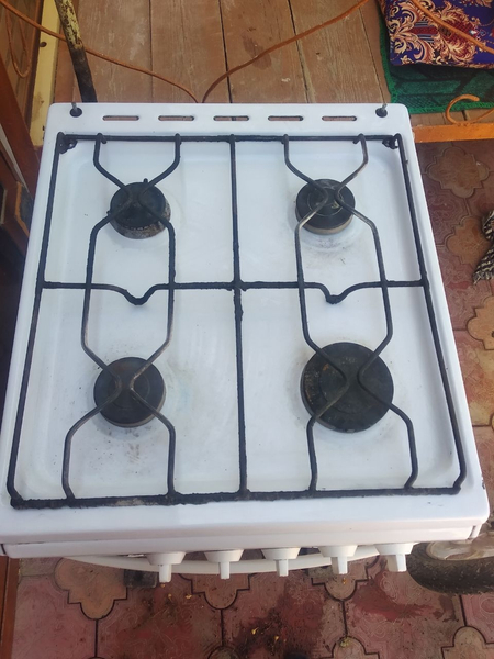 Gaz Plita sotiladi