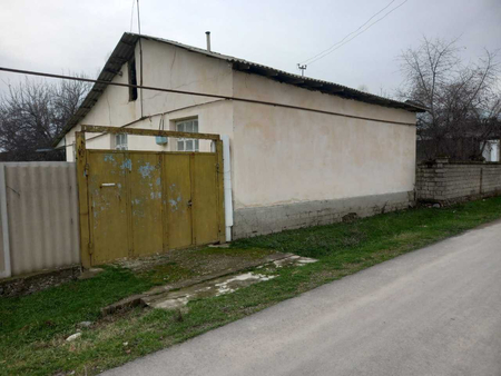 Срочно Продаётся 10 соток, 5 комнат находится на Болта