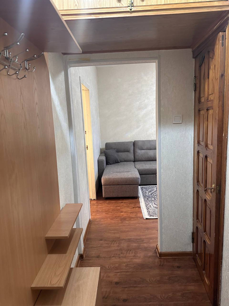 Аренда 2в3/3/5 Художника