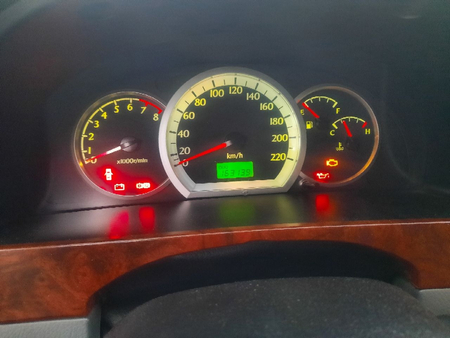 Lacetti 2012 1.8 srochniy sotiladi