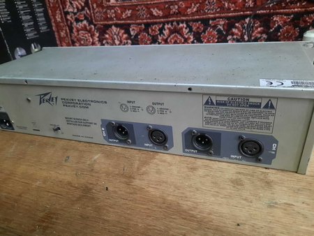 Продается эквалайзер peavey pv 231eq
