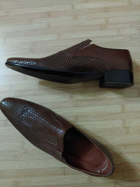 Новые мужские туфли