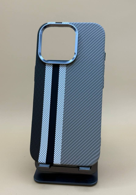 Iphone karbon chixollar