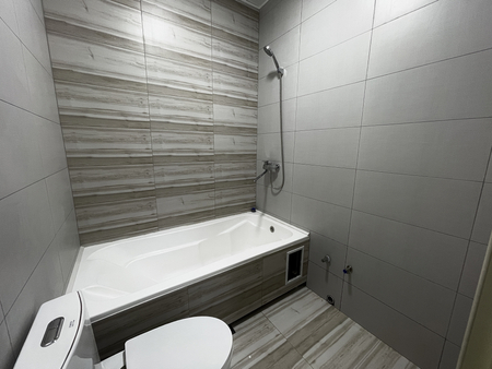 Просторная 2-комн. квартира с 2 балконами, 71м², Луначарский