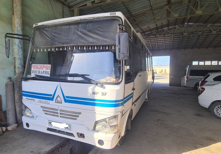 ISUZU NP 37 Avrobus 2012 yil
