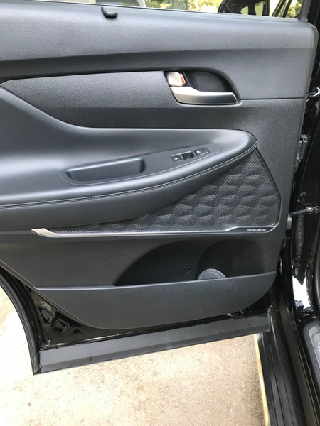 HYUNDAi santafe sotilad  2022yil 30000km kraska toza