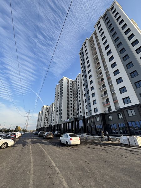 Квартира сотилади 3 хонали
