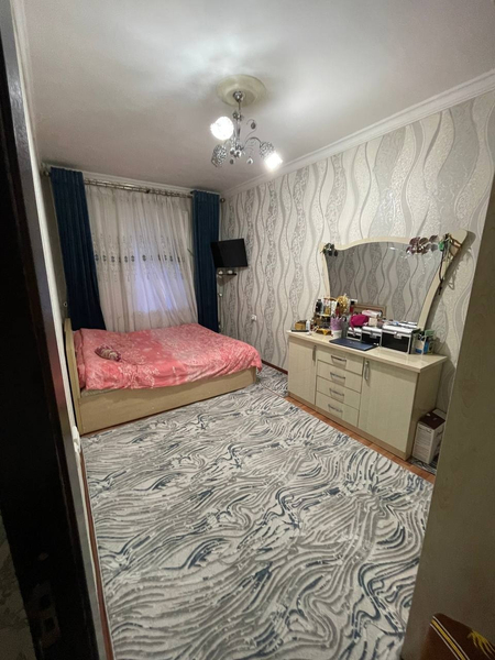 Продается квартира с ремонтом 4х комнатная 1 этаж