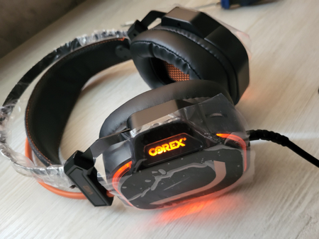 Новые наушники A369 с LED подсветкой usb цена на количества.