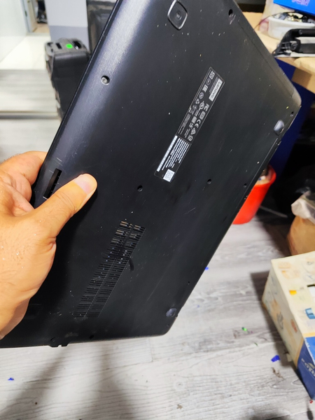 Продам ноутбук lenovo.