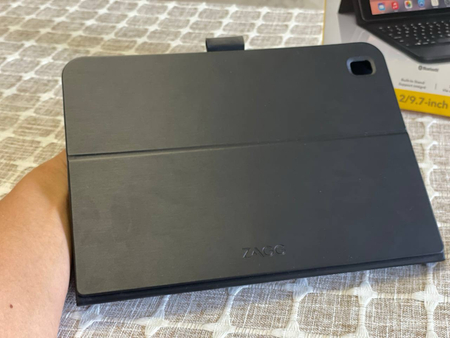 Ipad Air, 32gb, Klaviaturali chexol, Zaryadchik