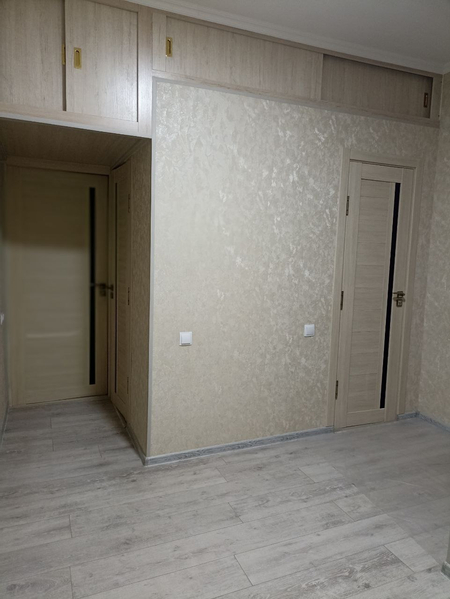 Срочно продаётся 2 ком 62 кв.м на Юнусабаде 2