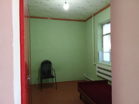 Hovli sotiladi 3 etaj