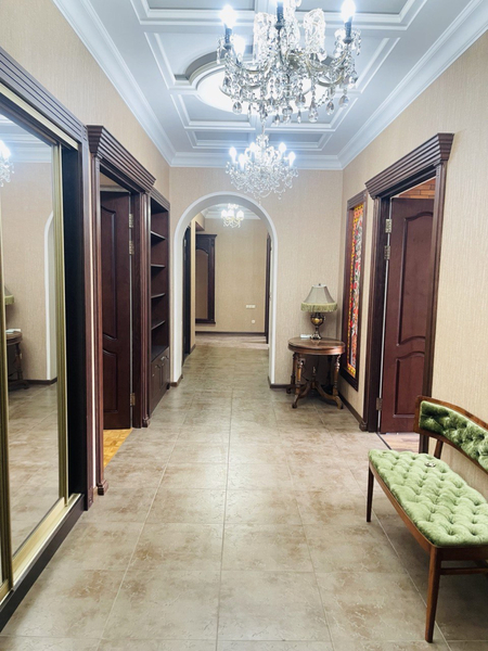 Сдается 5 ком Габус, Гостиница Россия, Чехова