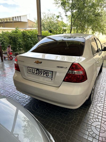 nexia 3 holati yahshi 2017 yil prabek 177.000