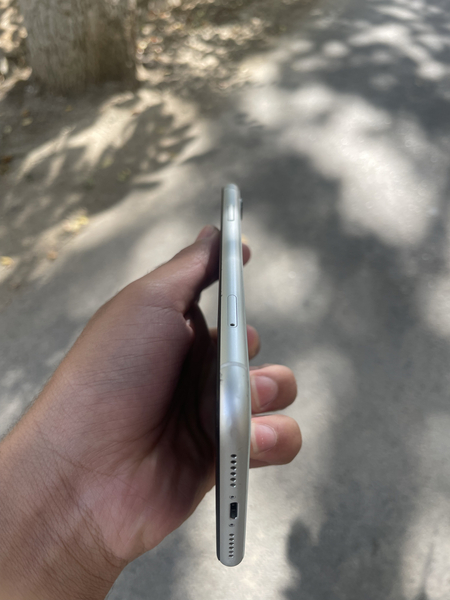 Iphone X R rochna pul zaril