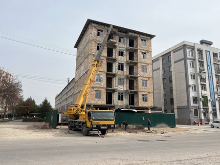 Устолар нинг дада си бизда