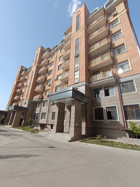 Паркеский 1/2/8. 96м². + 36м². Каробка. Z.