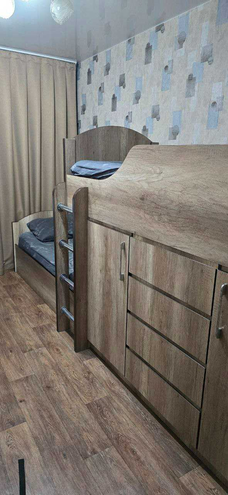 кровать двухъярусная
